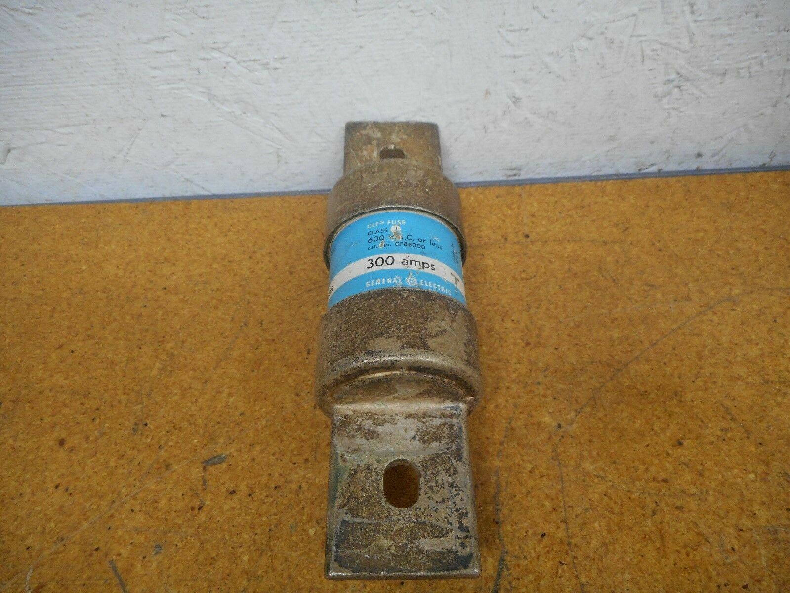 General Electric GF8B300 CLF Fuse 300A 600VAC Current Limiting Used ...