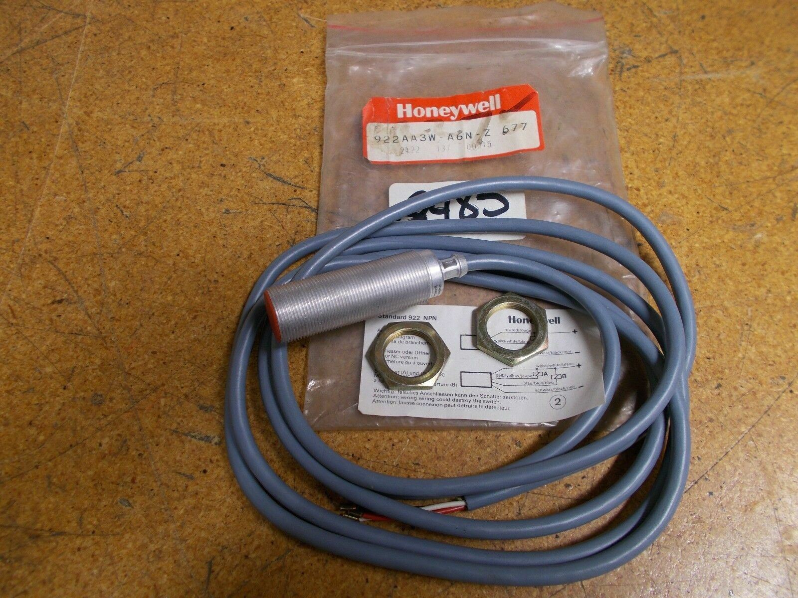 Honeywell 922AA3W-A6N-Z Proximity Switch New – MRM Machine