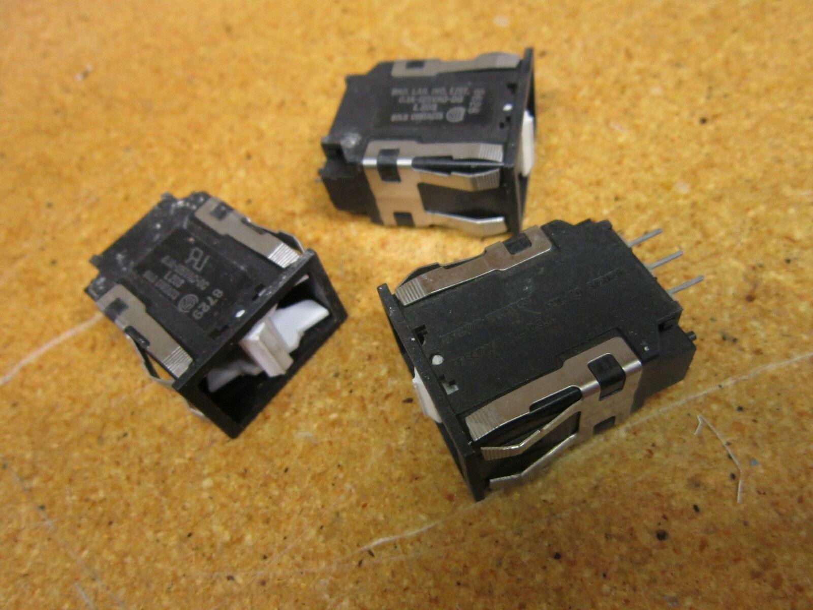 Micro Switch 8729 0.1A 125VAC-DC L203 Contact Switch Used (Lot of 3 ...