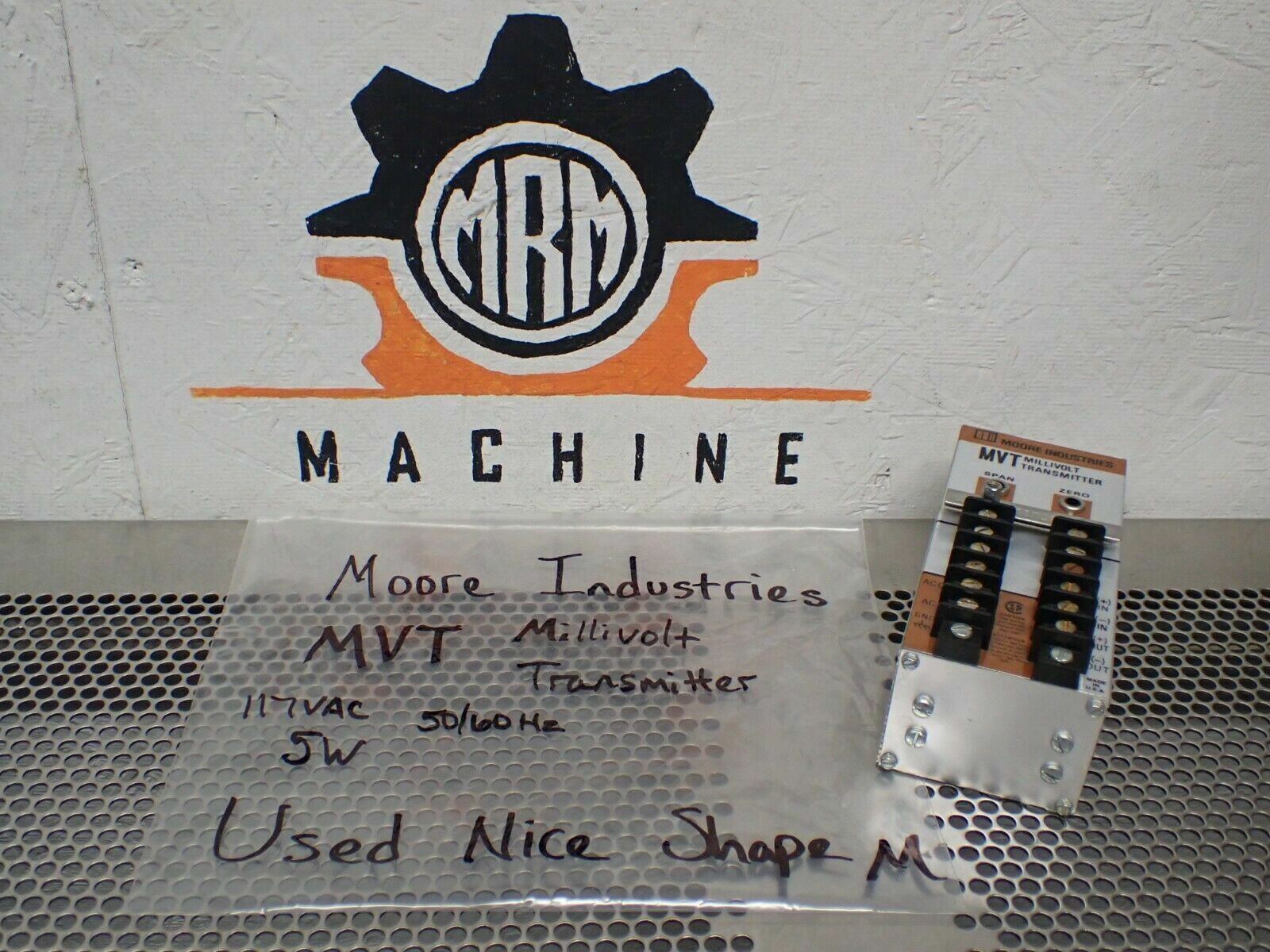 Moore Industries MVT Millivolt Transmitter 117VAC 50/60Hz 5W Used With ...