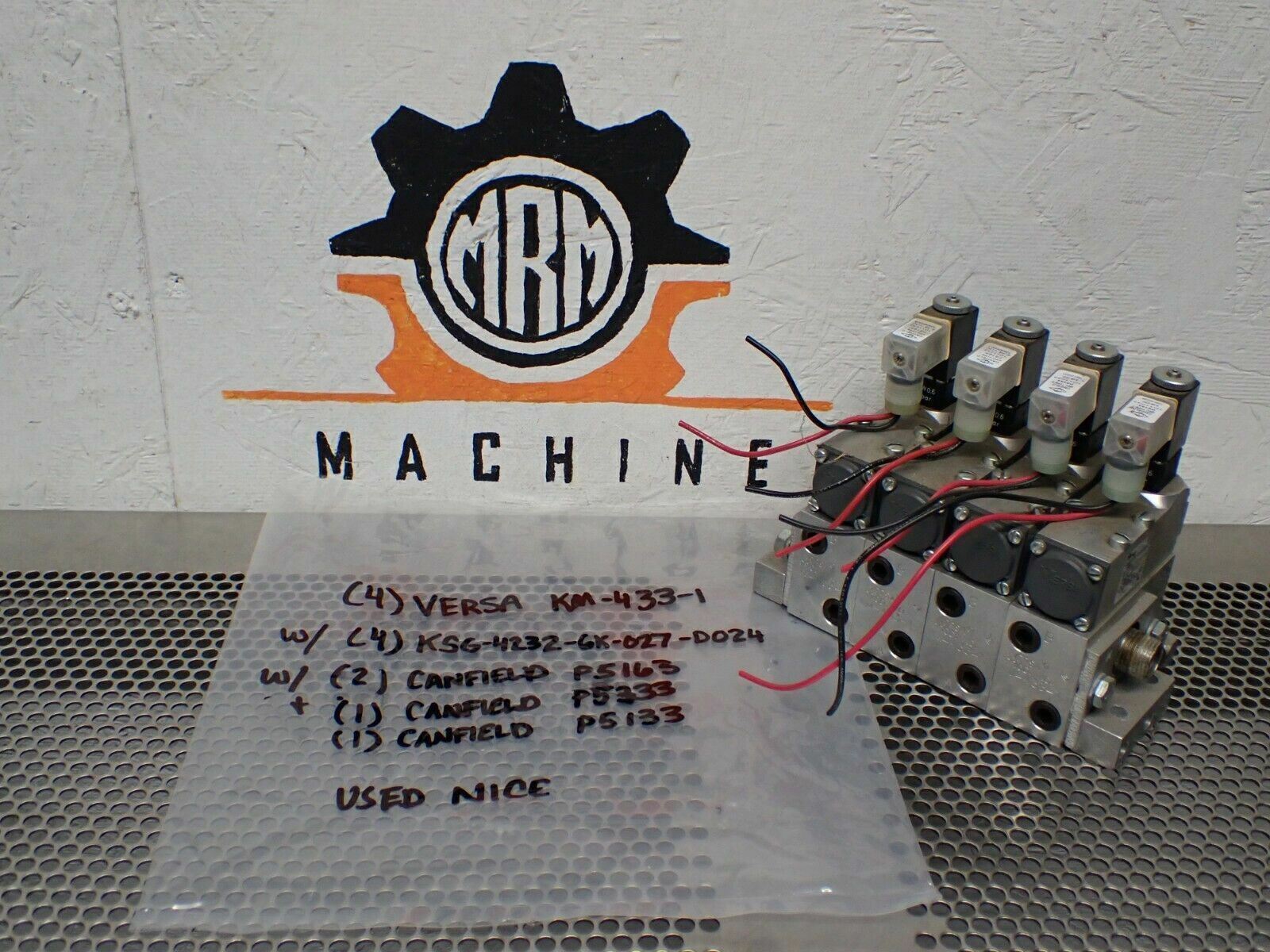 (4) VERSA KM-433-1 Manifolds & (4) KSG-4232-6K-027-D024 Valves Used Se ...