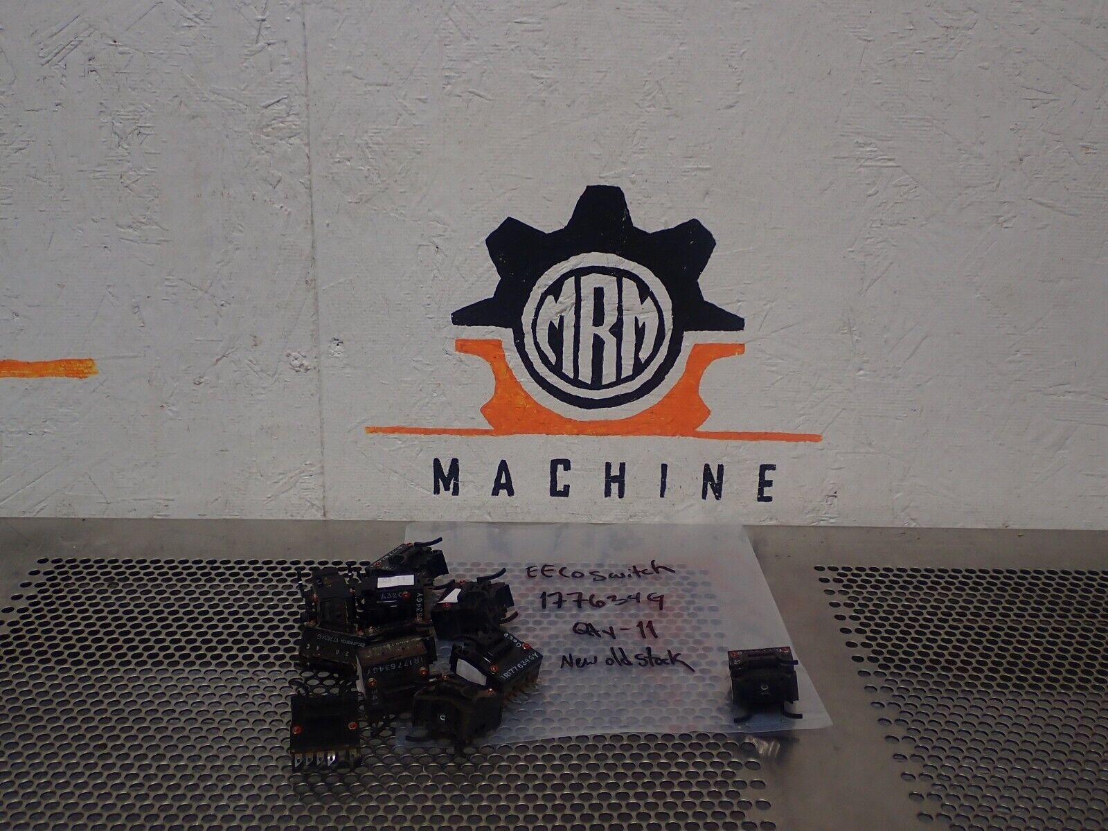 EECO SWITCH 177634G Thumbwheel Switches New Old Stock (Lot of 11) – MRM ...