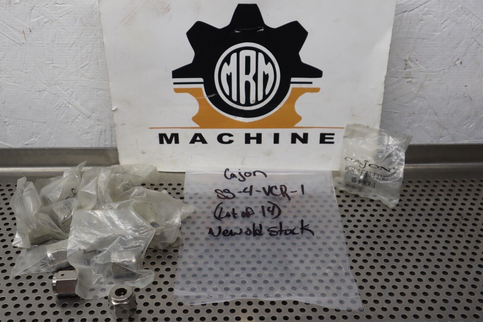 SWAGELOK SS-4-VCR-1 VCR Nut New Old Stock (Lot of 14) See All Pictures ...