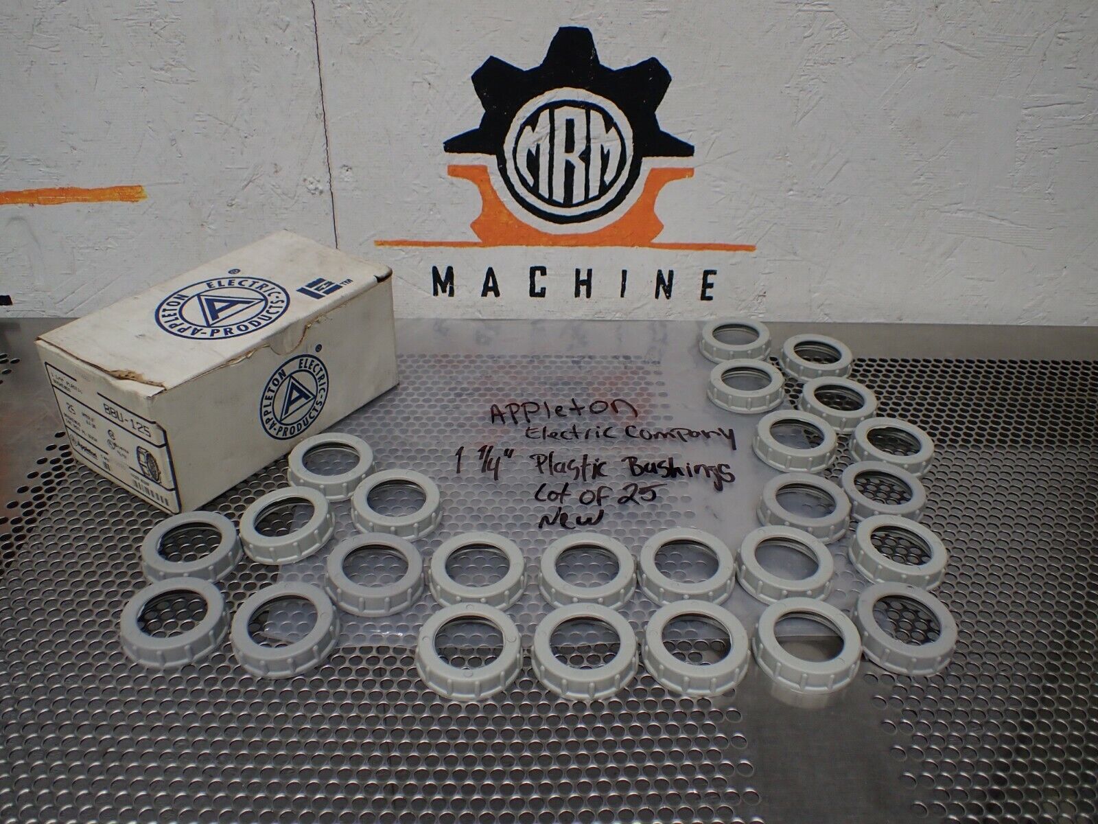 Appleton Electric BBU-125 1-1/4" Plastic Bushings New Old Stock (Box o ...