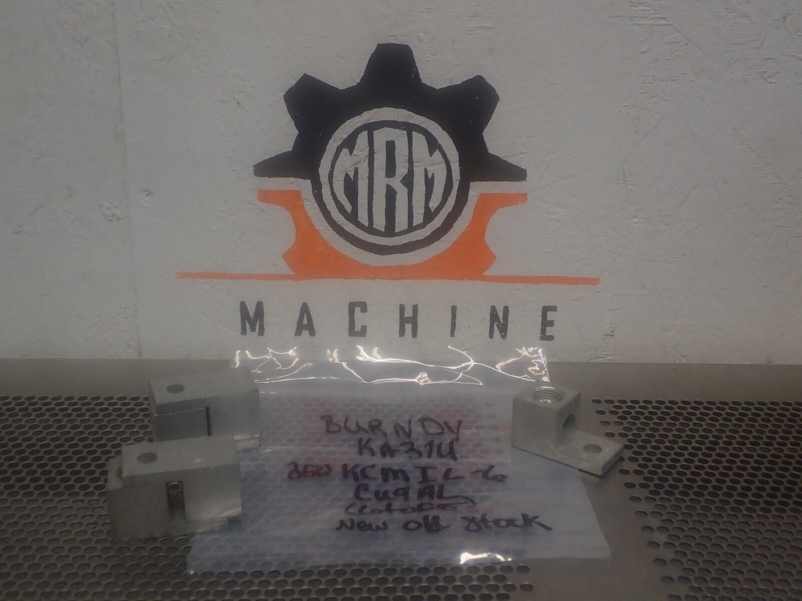 BURNDY KA31U Terminal Lugs 350KCMIL-6 CU9AL New Old Stock (Lot of 5 ...