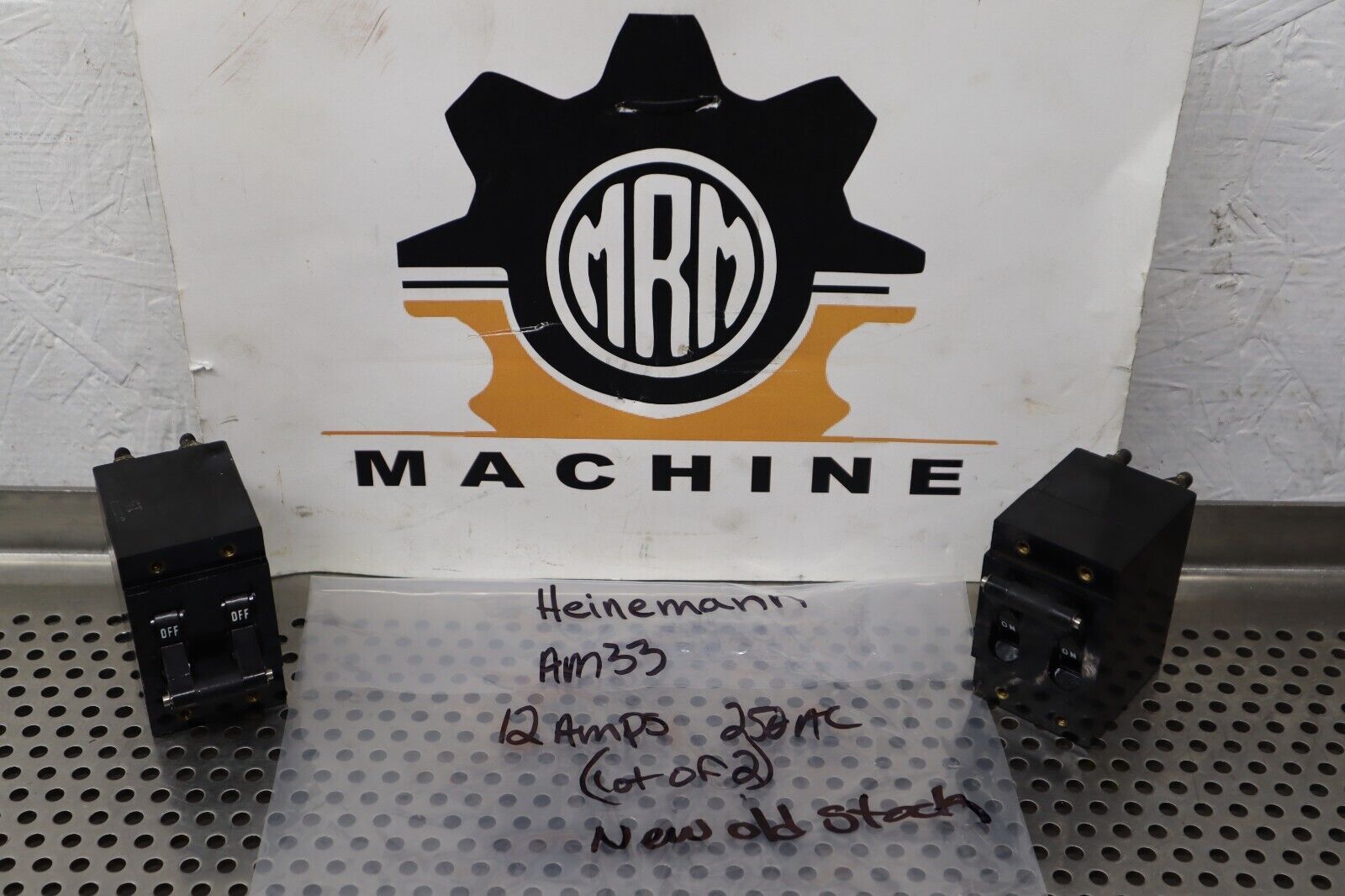 Heinemann AM33 12A 250VAC 60Cy Cur. 4 Circuit Breakers New Old Stock ...