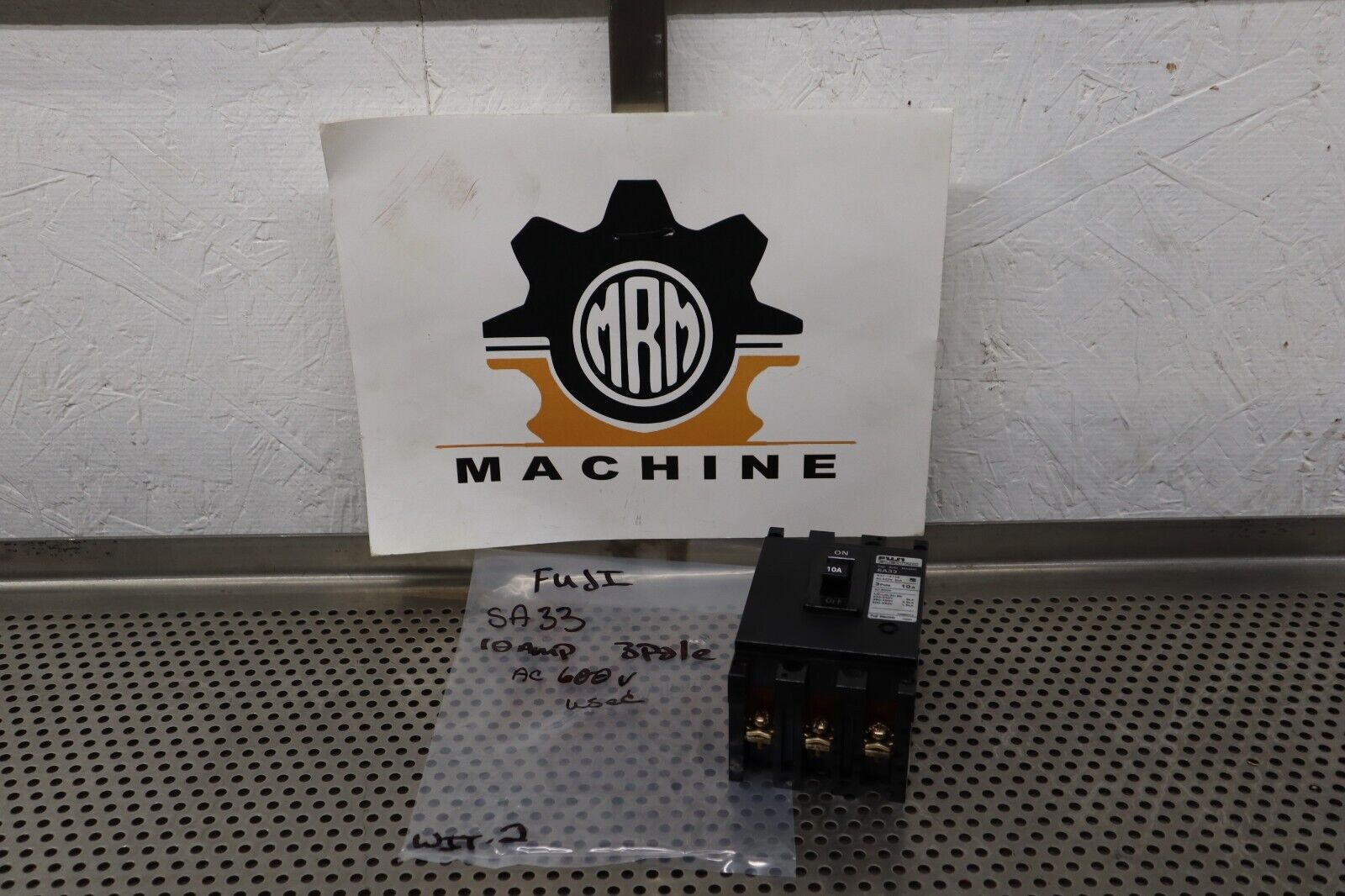 Fuji Electric SA33 10A Circuit Breaker 3 Pole AC220V 5kA AC600V Used W ...