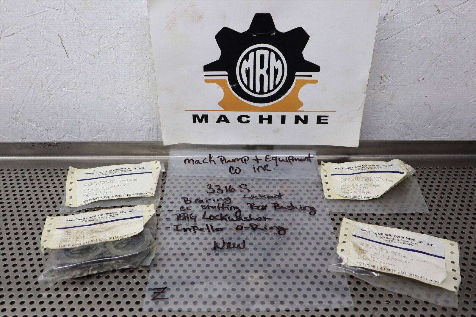 Mack Pump & Equipment 3316S Bearing Lockout CI Stuffing Box Bushing ...